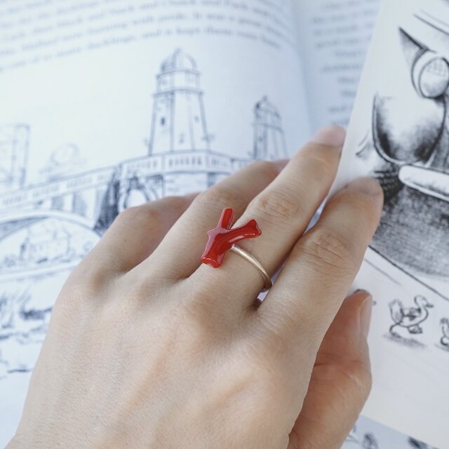 Coral branch ring [OP746K10] | iichi 日々の暮らしを心地よくするハンドメイドやアンティークのマーケットプレイス