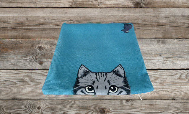 森のクッションⅡ S size The cat and mouse design -ヒノキの香 - | iichi 日々の暮らしを心地よくするハンドメイドやアンティークのマーケットプレイス