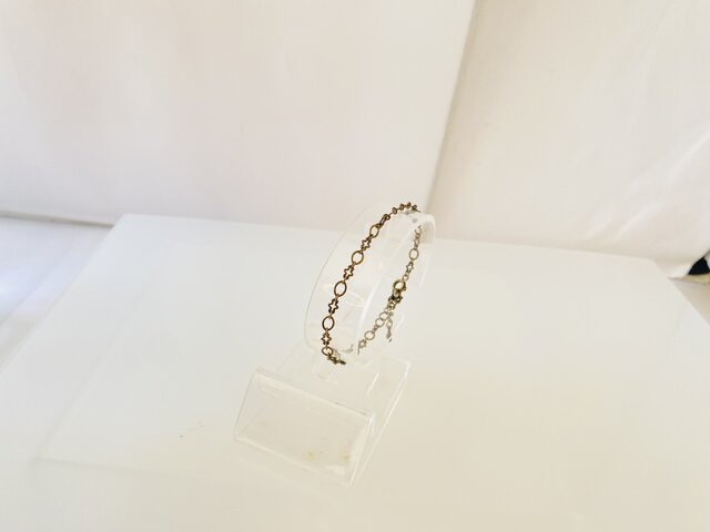 【ブレスレット】金古美・スター☆・デザイン・チェーンシンブル♪ | iichi 日々の暮らしを心地よくするハンドメイドやアンティークのマーケットプレイス