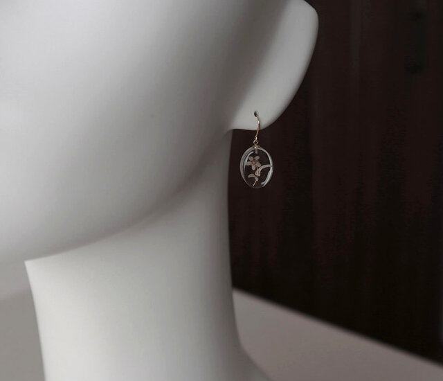 Oxypetalum pierce/earring | iichi 日々の暮らしを心地よくするハンドメイドやアンティークのマーケットプレイス
