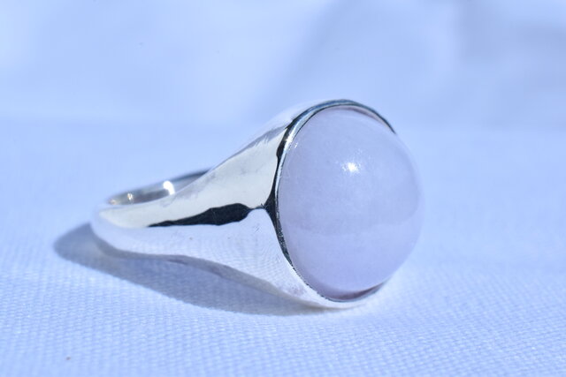 ラベンダー翡翠のリング | iichi ハンドメイド・アンティーク・食品・ギフト・手作り