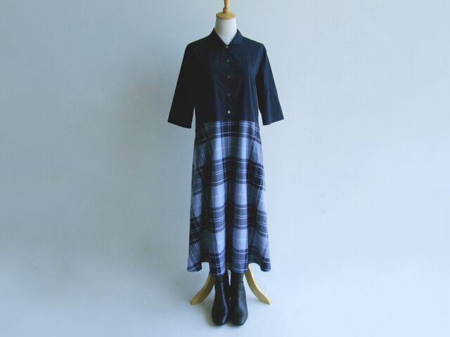 播州織＊クラシックな雰囲気のフレアワンピース（青系大チェック柄）受注製作 | iichi 日々の暮らしを心地よくするハンドメイドやアンティークのマーケットプレイス