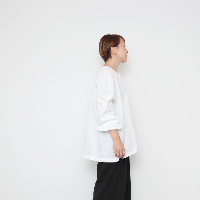 Moc blouse / white | iichi 日々の暮らしを心地よくするハンドメイドやアンティークのマーケットプレイス