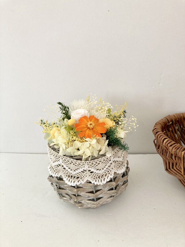 オレンジと黄色のアレンジ | iichi ハンドメイド・アンティーク・食品・ギフト・手作り