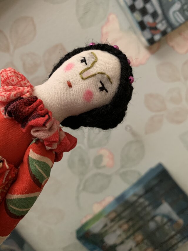 doll1 | iichi 日々の暮らしを心地よくするハンドメイドやアンティークのマーケットプレイス