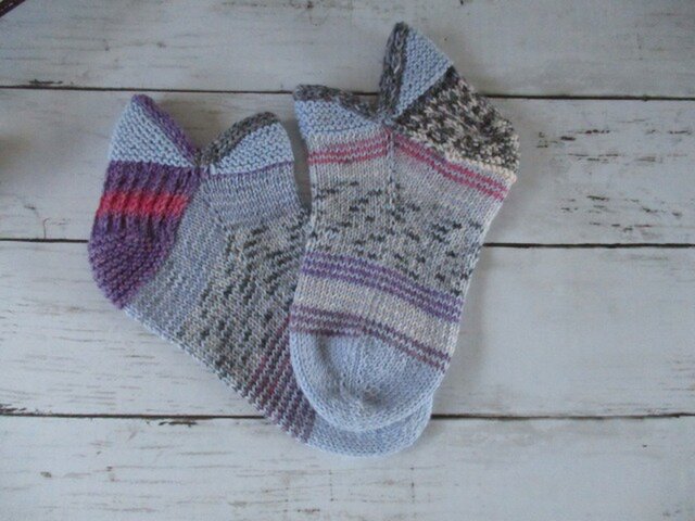 冷え取りソックス Opal Cotton KFS 187 アハツェン& KFS 215 コットンアクア | iichi 日々の暮らしを心地よくするハンドメイドやアンティークのマーケットプレイス