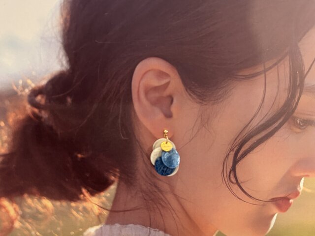 Shell Pierce sharara ＊Blue White | iichi 日々の暮らしを心地よくするハンドメイドやアンティークのマーケットプレイス
