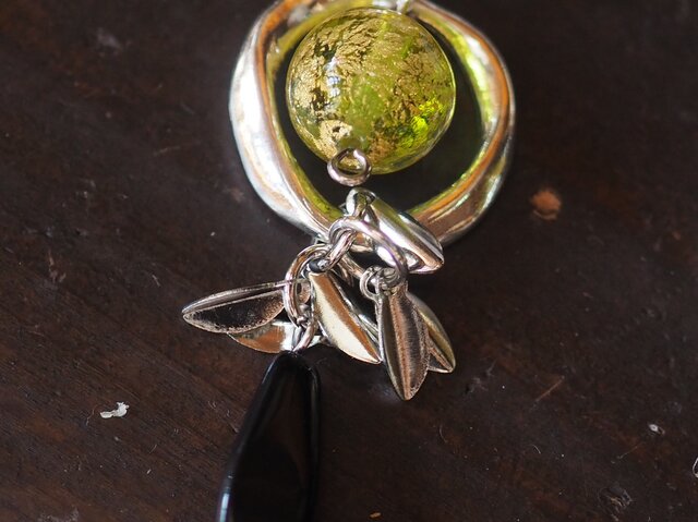 AMBERオリジナルアクセサリー/ベネチアンガラスビーズピアス シルバー925 | iichi 日々の暮らしを心地よくするハンドメイドやアンティークのマーケットプレイス