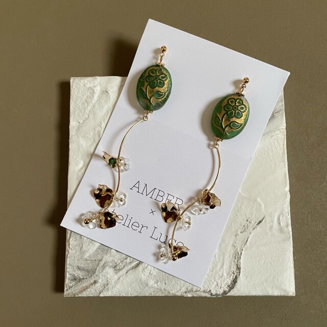 AMBERオリジナルアクセサリー/ベネチアンガラスビーズピアス | iichi 日々の暮らしを心地よくするハンドメイドやアンティークのマーケットプレイス