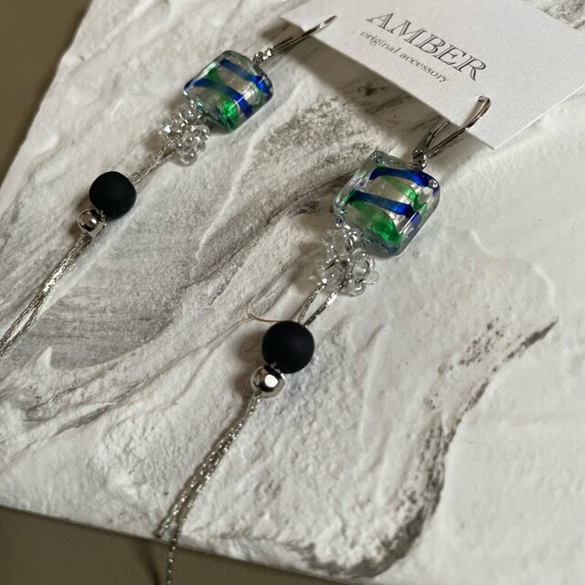 AMBERオリジナルアクセサリー/ベネチアンガラスビーズピアス | iichi 日々の暮らしを心地よくするハンドメイドやアンティークのマーケットプレイス