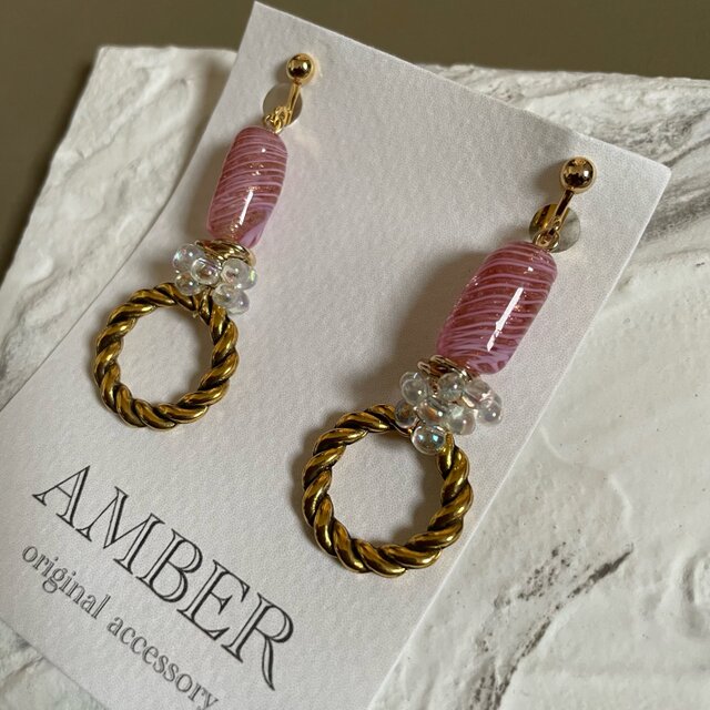 AMBERオリジナルアクセサリー/ベネチアンガラスビーズイヤリング | iichi 日々の暮らしを心地よくするハンドメイドやアンティークのマーケットプレイス