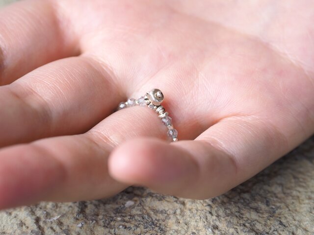 -Sky_blue topaz- beads ring | iichi 日々の暮らしを心地よくするハンドメイドやアンティークのマーケットプレイス