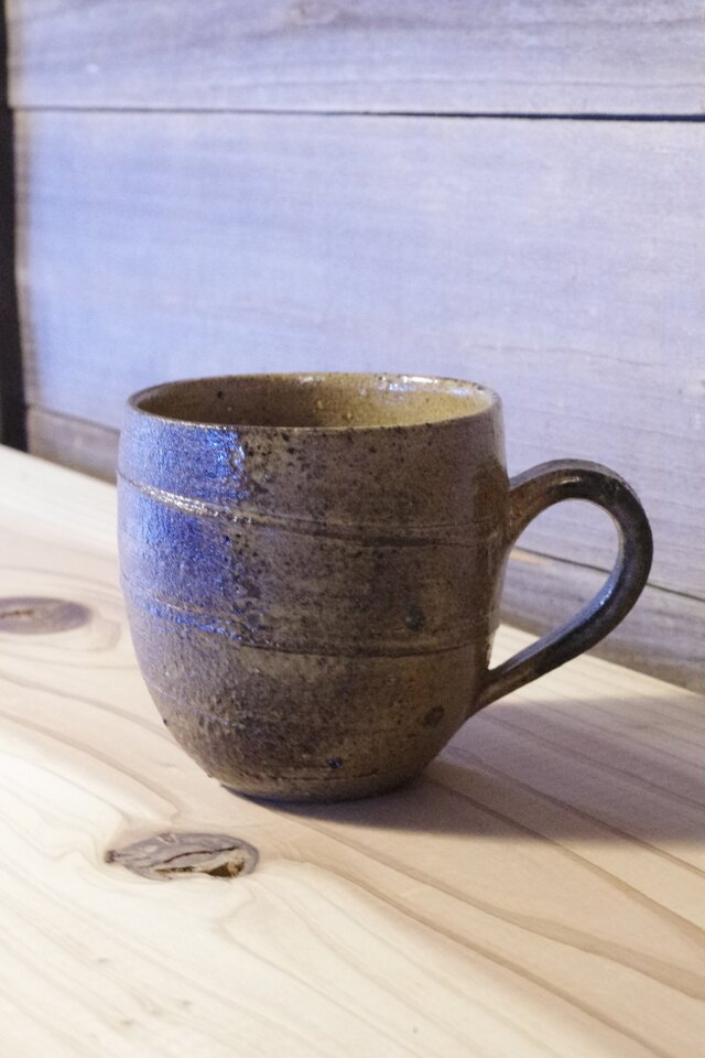 マグカップ 144 | iichi 日々の暮らしを心地よくするハンドメイドやアンティークのマーケットプレイス