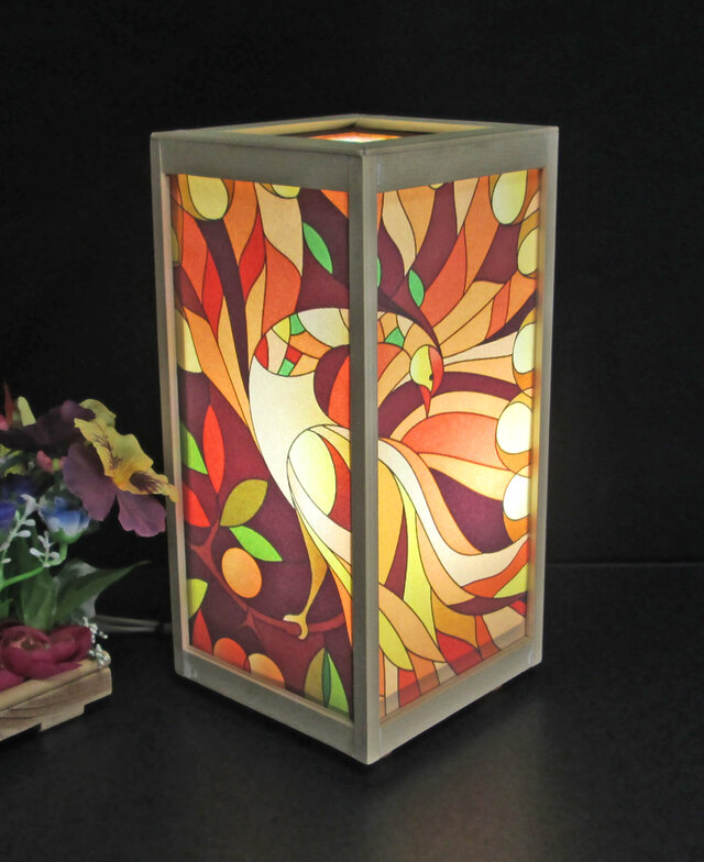 小さな灯火／桧枠造 華燭の宿り木／王鳥の翼 LED･厚紙張貼･軽量／GK-035 | iichi 日々の暮らしを心地よくするハンドメイドやアンティークのマーケットプレイス