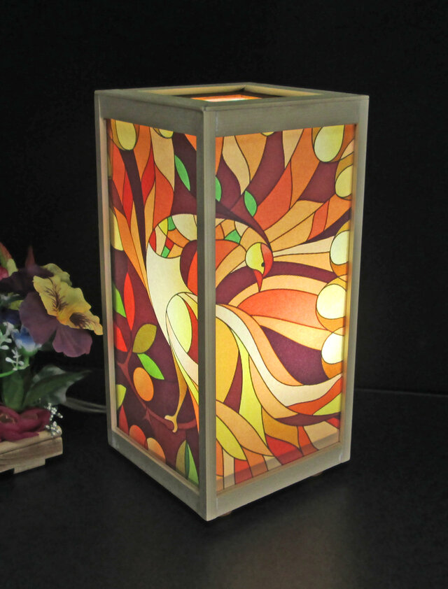 小さな灯火／桧枠造 華燭の宿り木／王鳥の翼 LED･厚紙張貼･軽量／GK-035 | iichi 日々の暮らしを心地よくするハンドメイドやアンティークのマーケットプレイス