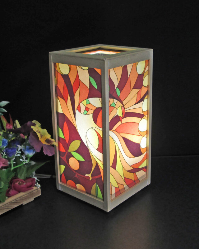 小さな灯火／桧枠造 華燭の宿り木／王鳥の翼 LED･厚紙張貼･軽量／GK-035 | iichi 日々の暮らしを心地よくするハンドメイドやアンティークのマーケットプレイス