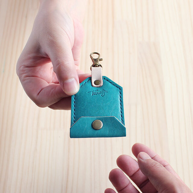 お守り袋 Sサイズ【ブルー】 T-107 キーホルダー レザー 本革 お守りケース 御守 お守り入れ お洒落 オシャレ | iichi 日々の暮らしを心地よくするハンドメイドやアンティークの ...