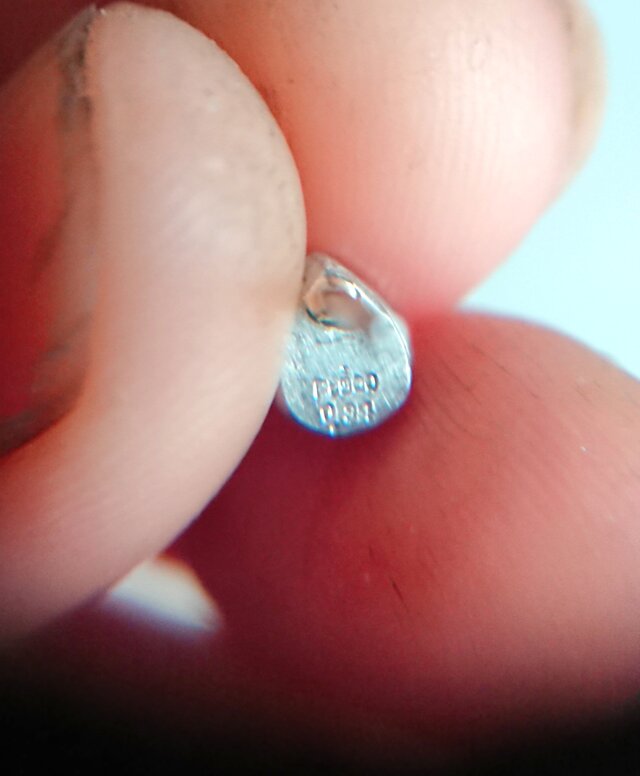 くまのこ様専用 希少 粋×流氷なバイカラーサファイア Pt900 ペアピアス | iichi 日々の暮らしを心地よくするハンドメイドやアンティークのマーケットプレイス