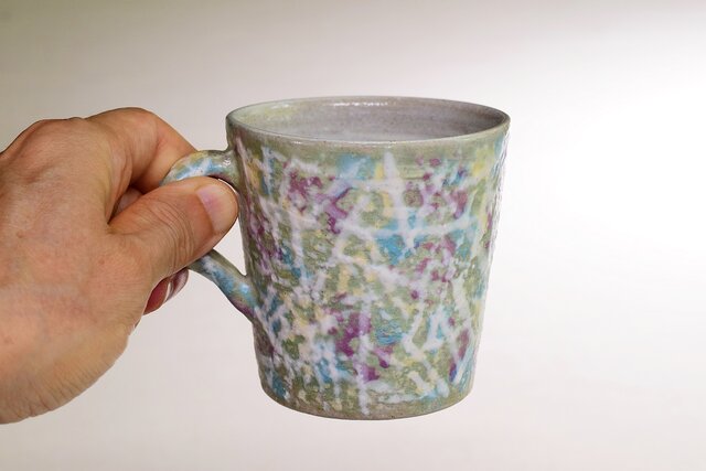 抽象デザイン的マグカップ iMw-015 | iichi 日々の暮らしを心地よくするハンドメイドやアンティークのマーケットプレイス
