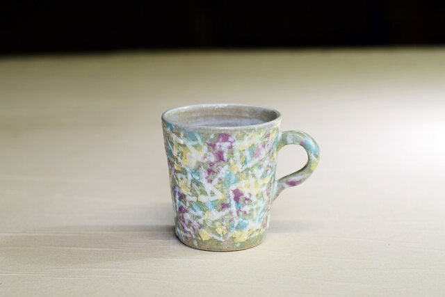 抽象デザイン的マグカップ iMw-013 | iichi 日々の暮らしを心地よくするハンドメイドやアンティークのマーケットプレイス