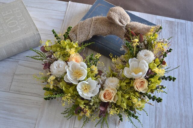 秋の野花ハーフwreath | iichi 日々の暮らしを心地よくするハンドメイドやアンティークのマーケットプレイス