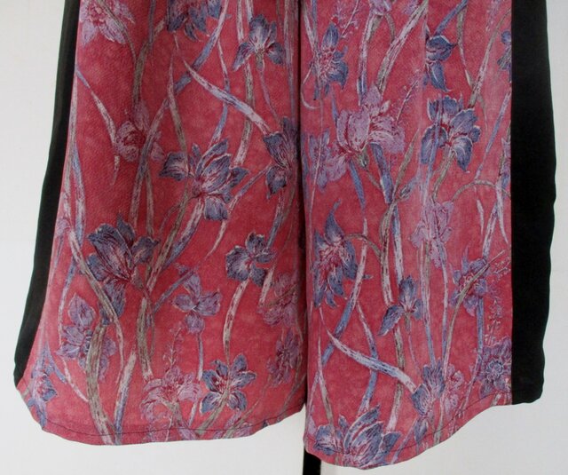 7313 留袖と花柄の着物で作ったキュロットスカート ＃送料無料 | iichi 日々の暮らしを心地よくするハンドメイドやアンティークのマーケットプレイス