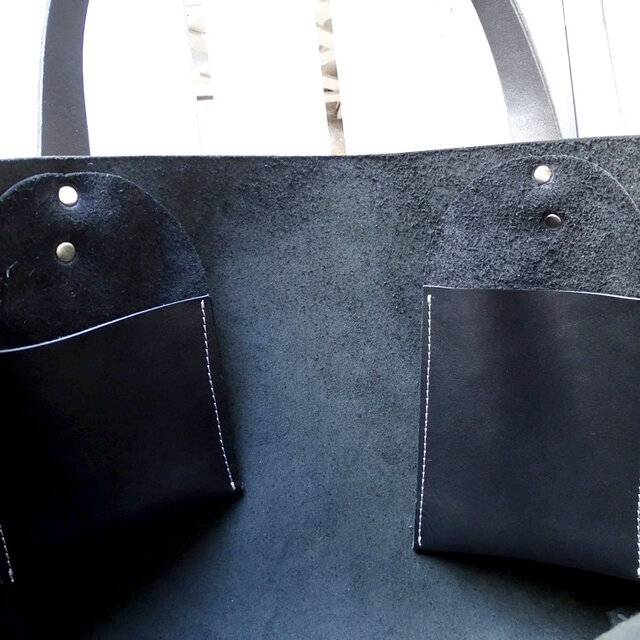 【期間限定】しんなり インポート革 大口 Wポケ 天然革 兼用 ハンドメイド8253 | iichi 日々の暮らしを心地よくするハンドメイドやアンティークのマーケットプレイス