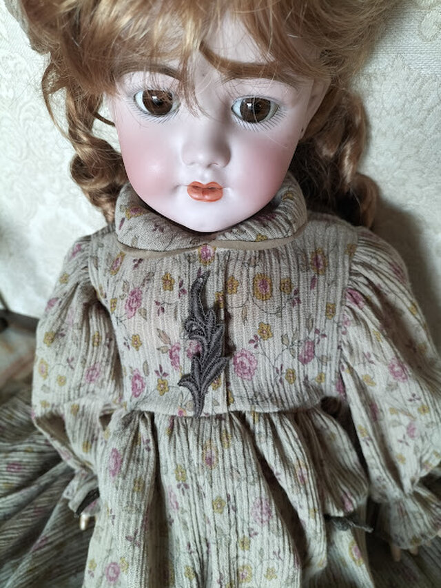 ドール背丈70cm位用 オータムカラーのドレス他 | iichi 日々の暮らしを心地よくするハンドメイドやアンティークのマーケットプレイス