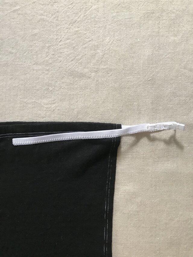 黒のpagne（ふんどしショーツ）.布地は黒でゴム紐は白 | iichi 日々の暮らしを心地よくするハンドメイドやアンティークのマーケットプレイス