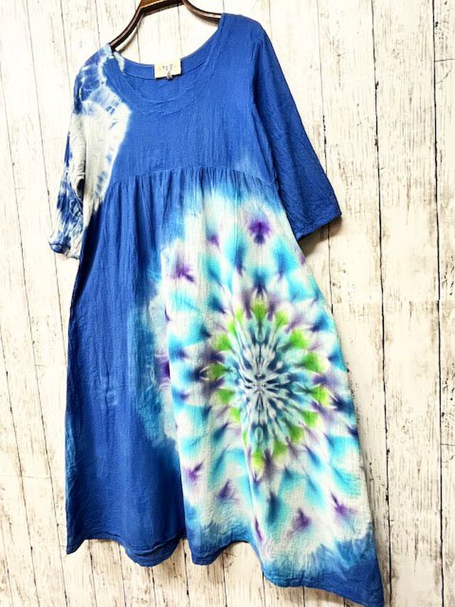 タイダイ染め ロングワンピース ブルービューティ 美しい大曼荼羅 Hippies Dye最新作 HD20-21 | iichi 日々の暮らしを心地よくするハンドメイドやアンティークのマーケットプレイス
