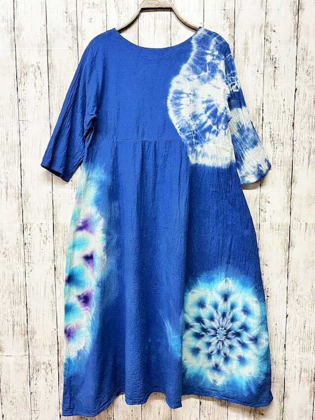 タイダイ染め ロングワンピース ブルービューティ 美しい大曼荼羅 Hippies Dye最新作 HD20-21 | iichi 日々の暮らしを心地よくするハンドメイドやアンティークのマーケットプレイス