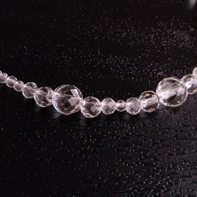 ルビー 水晶 ブレスレット サージカルステンレス使用 16 cm # 18 | iichi 日々の暮らしを心地よくするハンドメイドやアンティークのマーケットプレイス