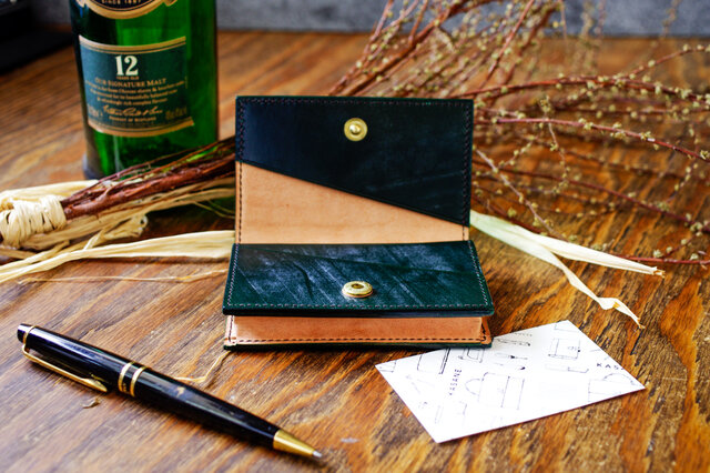 No.09 Card Case [TW&S Bridle] | iichi 日々の暮らしを心地よくするハンドメイドやアンティークのマーケットプレイス