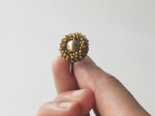 DRAGON【earring】 | iichi 日々の暮らしを心地よくするハンドメイドやアンティークのマーケットプレイス