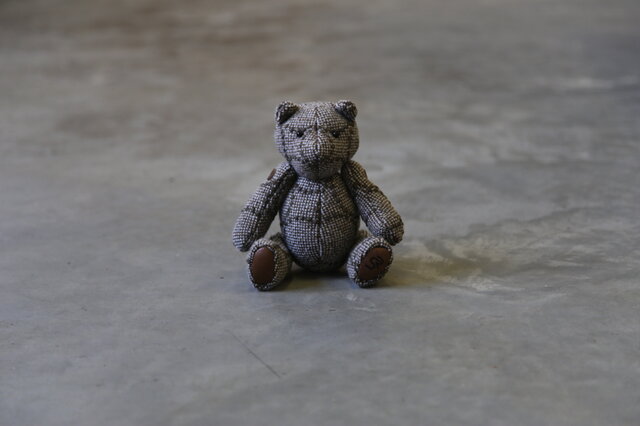 sourire bear（tambourine） | iichi 日々の暮らしを心地よくするハンドメイドやアンティークのマーケットプレイス