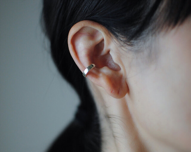 Ear cuff (silver950) | iichi 日々の暮らしを心地よくするハンドメイドやアンティークのマーケットプレイス