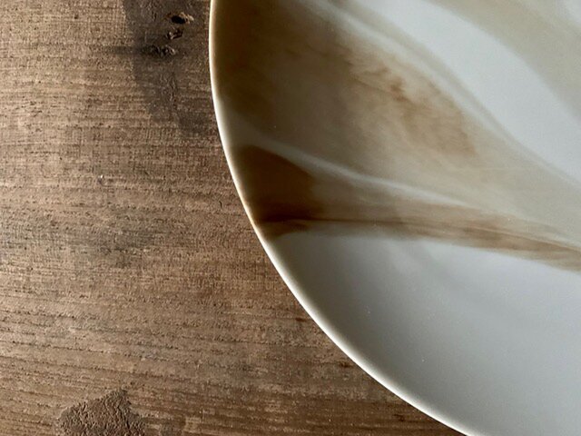 Orb オーブブラウンプレート L | iichi 日々の暮らしを心地よくするハンドメイドやアンティークのマーケットプレイス