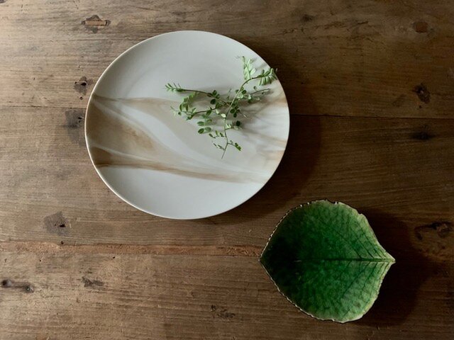 Orb オーブブラウンプレート L | iichi 日々の暮らしを心地よくするハンドメイドやアンティークのマーケットプレイス