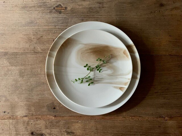 Orb オーブブラウンプレート L | iichi 日々の暮らしを心地よくするハンドメイドやアンティークのマーケットプレイス