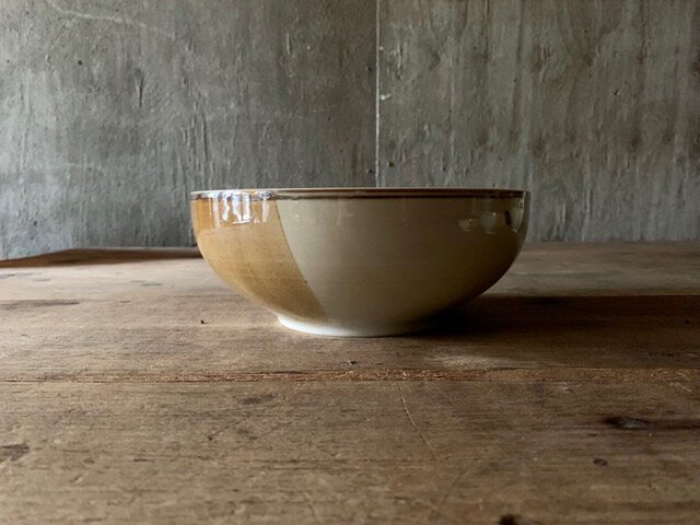 Bella 19cm ボウル | iichi 日々の暮らしを心地よくするハンドメイドやアンティークのマーケットプレイス