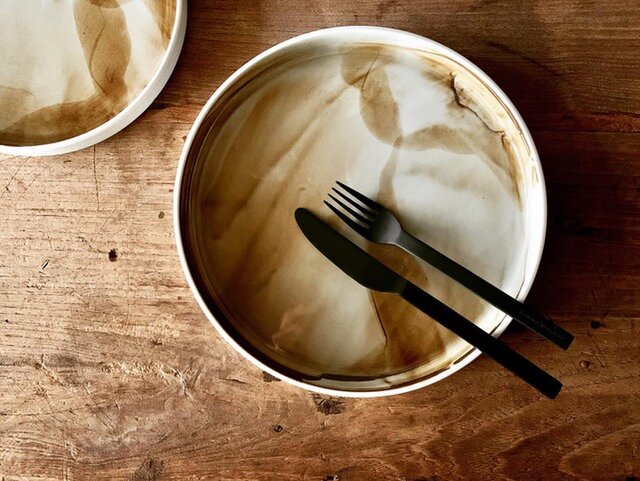 Bella 21cm 切立プレート | iichi 日々の暮らしを心地よくするハンドメイドやアンティークのマーケットプレイス