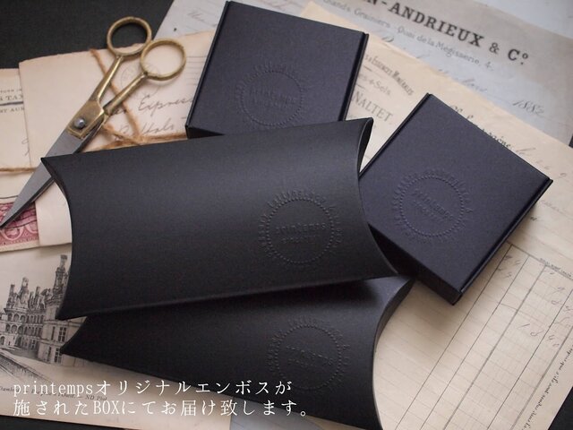 タティングレース 14kgf beads leaves (noir × black beads) 受注制作 | iichi 日々の暮らしを心地よくするハンドメイドやアンティークのマーケットプレイス