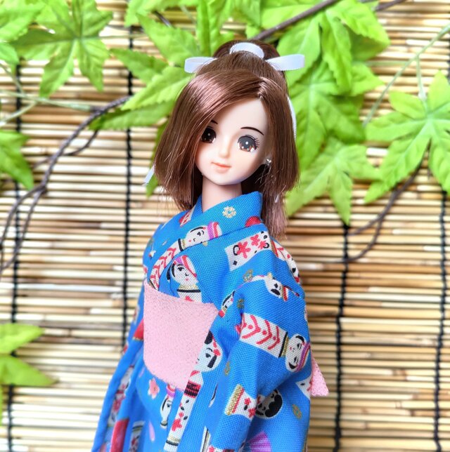 「空飛ぶこけし」27cmドール浴衣 | iichi 日々の暮らしを心地よくするハンドメイドやアンティークのマーケットプレイス