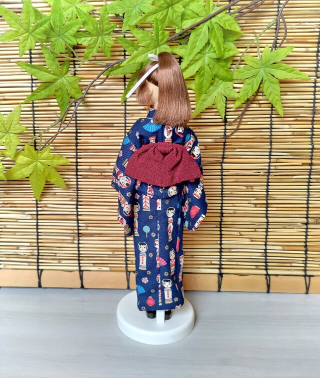 「夜祭りこけし」27cmドール浴衣 | iichi 日々の暮らしを心地よくするハンドメイドやアンティークのマーケットプレイス