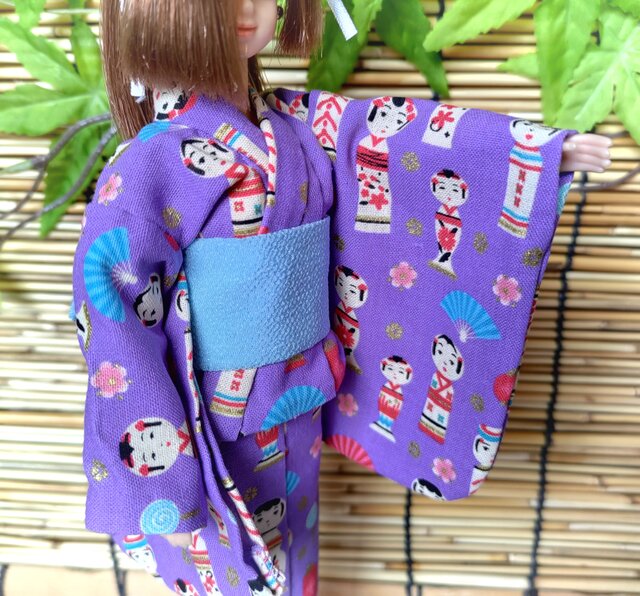 「夢見るこけし」27cmドール浴衣 | iichi 日々の暮らしを心地よくするハンドメイドやアンティークのマーケットプレイス