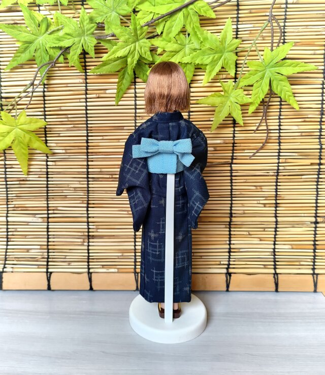 「蒼のイゲタ〈ネイビー・ブルー〉」27cmドール浴衣 | iichi 日々の暮らしを心地よくするハンドメイドやアンティークのマーケットプレイス