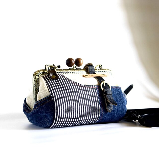 "丸たんぼうボストン”カジュアルデニム&富士金梅帆布 Sサイズ木玉角20cm | iichi 日々の暮らしを心地よくするハンドメイドやアンティークのマーケットプレイス