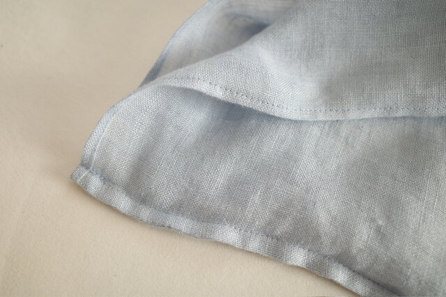 リネンのスヌード・Light blue | iichi 日々の暮らしを心地よくするハンドメイドやアンティークのマーケットプレイス