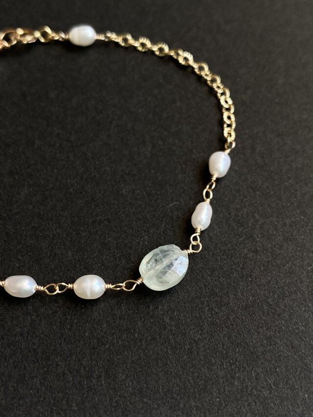 （訳あり）14kgf プレナイトと淡水パールのブレスレット /ac808 | iichi 日々の暮らしを心地よくするハンドメイドやアンティークのマーケットプレイス