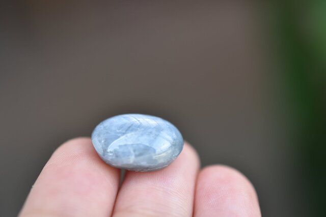 シルキー★ミャンマー産★ホワイトサファイア s959 | iichi 日々の暮らしを心地よくするハンドメイドやアンティークのマーケットプレイス